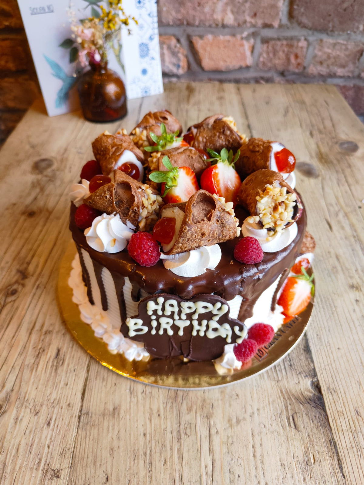 Cannolo Cake by Sicilian NQ Manchester Norther Quarter | Sicilian NQ